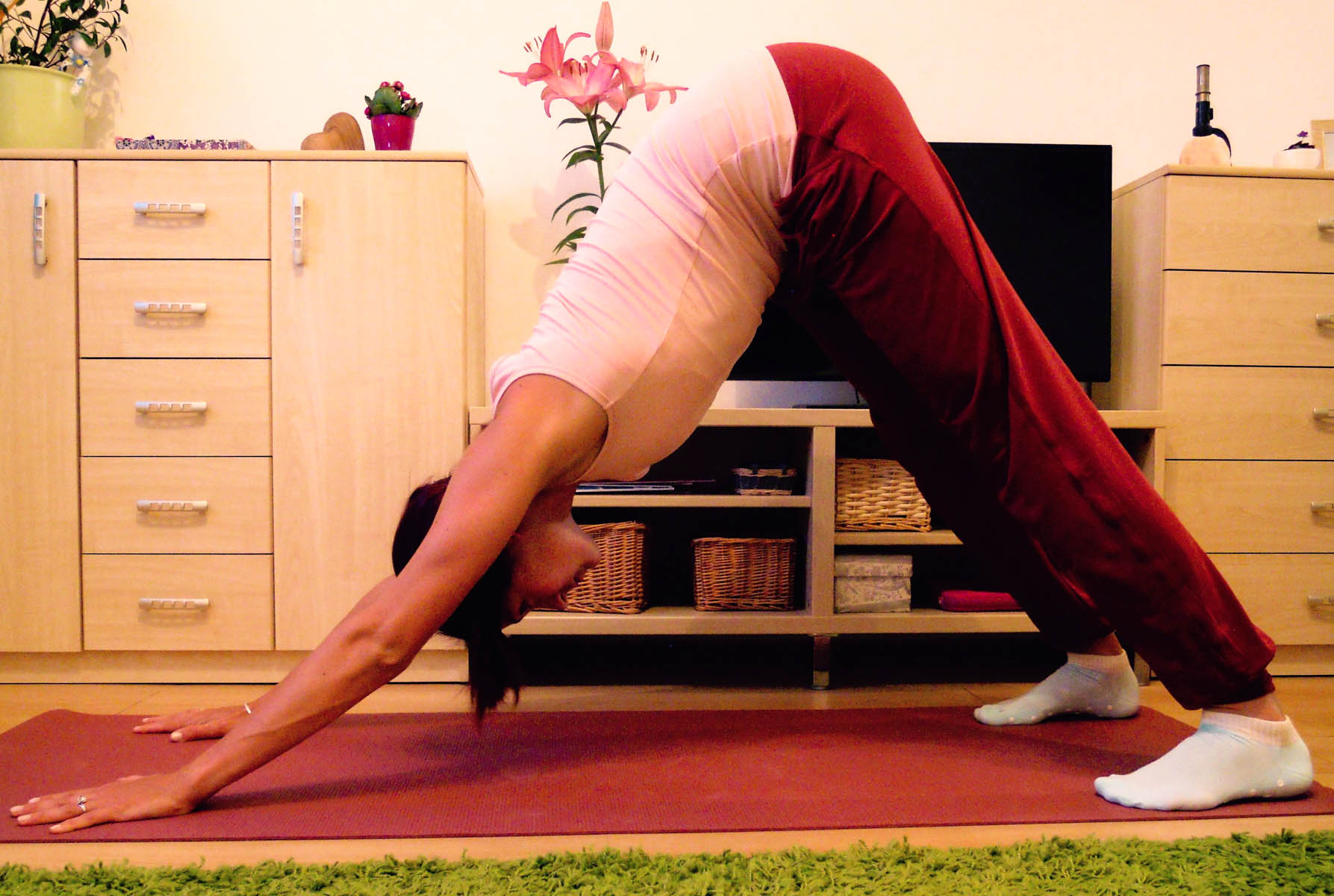 Základní pozice jógy na doma – Tchibo